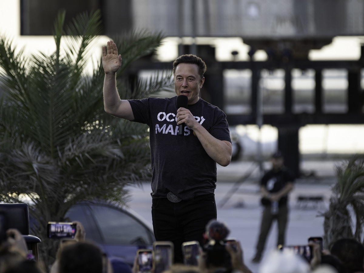 Musk Aliens: SpaceX Overlord Responds to Alien Claims, Finally